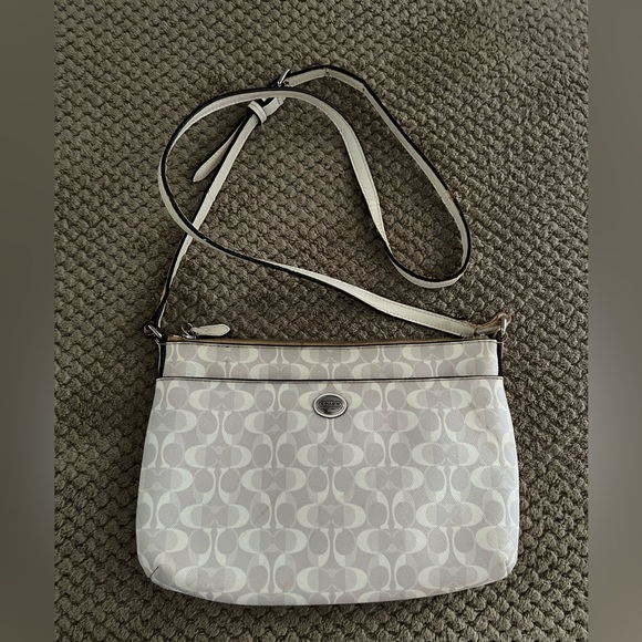 Coach | Bags | Coach Signature C White Crossbody | Poshmark